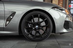 Grey BMW M 850 2024 in Vilnius, with an engine capacity of 4.40 L and mileage of 18 thousand km for 72000 €, photo 7 on AUTOMOTO.COM.LV