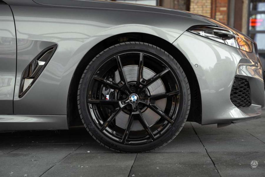 Grey BMW M 850 2024 in Vilnius, with an engine capacity of 4.40 L and mileage of 18 thousand km for 72000 €, photo 7 on AUTOMOTO.COM.LV