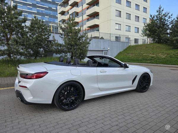 Balts BMW M 850 2021 Viļņa, ar dzinēja tilpumu 4.40 L un nobraukumu 105 tūkst. km par 47800 €, foto 3 vietnē AUTOMOTO.COM.LV