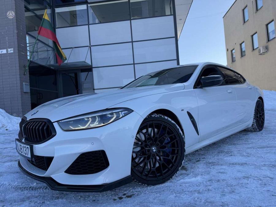 White BMW M 850 2021 in Kaunas, with an engine capacity of 4.40 L and mileage of 71 thousand km for 50000 €, photo 1 on AUTOMOTO.COM.LV