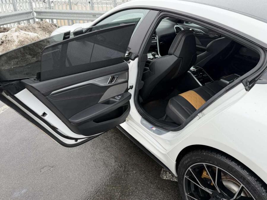 Balts BMW M 850 2021 Viļņa, ar dzinēja tilpumu 4.40 L un nobraukumu 85 tūkst. km par 45500 €, foto 16 vietnē AUTOMOTO.COM.LV