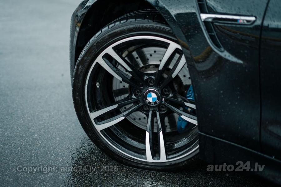 Black BMW M-series 2017 in Tallinn, with an engine capacity of 3.00 L and mileage of 78 thousand km for 44000 €, photo 17 on AUTOMOTO.COM.LV