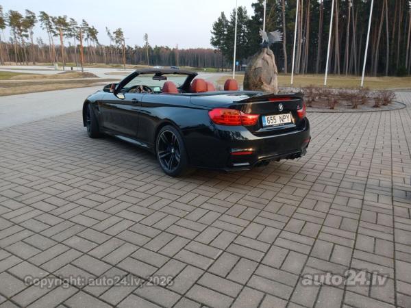 Black BMW M-series 2017 in Parnu, with an engine capacity of 3.00 L and mileage of 140 thousand km for 37499 €, photo 5 on AUTOMOTO.COM.LV