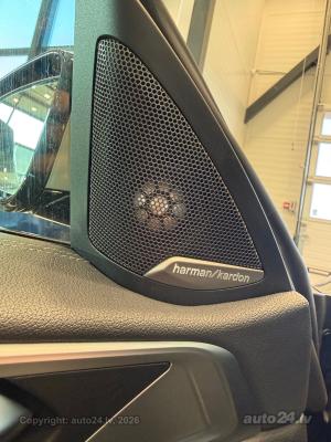 Black BMW M-series 2023 in Rakvere, with an engine capacity of 3.00 L and mileage of 71 thousand km for 57000 €, photo 14 on AUTOMOTO.COM.LV