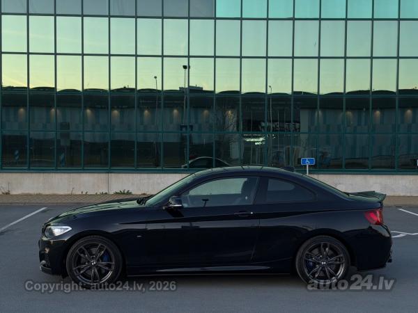Melns BMW M-series 2014 Tallina, ar dzinēja tilpumu 3.00 L un nobraukumu 140 tūkst. km par 19500 €, foto 8 vietnē AUTOMOTO.COM.LV