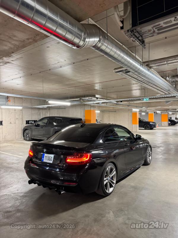 Melns BMW M-series 2014 Tallina, ar dzinēja tilpumu 3.00 L un nobraukumu 167 tūkst. km par 19000 €, foto 4 vietnē AUTOMOTO.COM.LV
