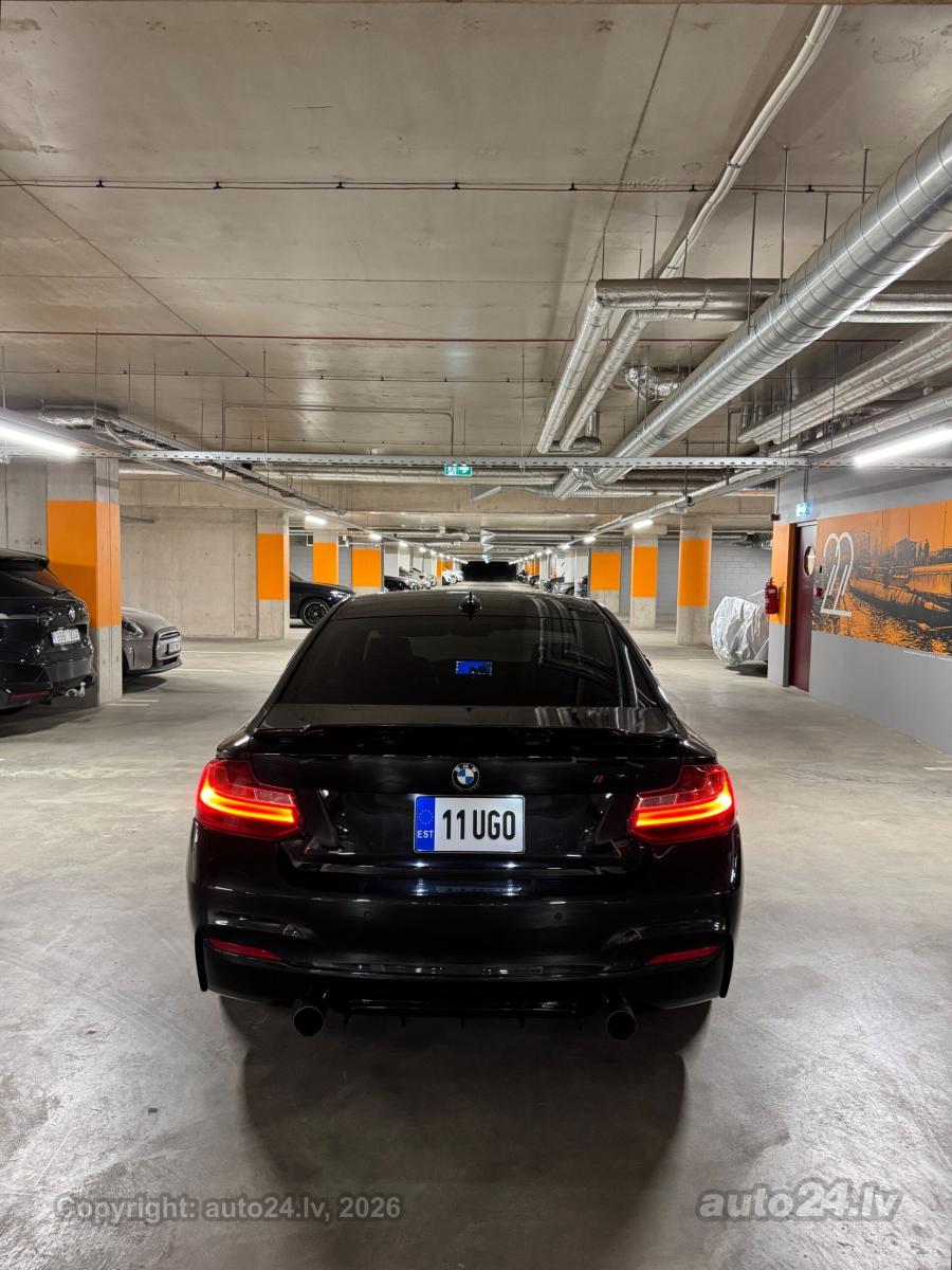 Melns BMW M-series 2014 Tallina, ar dzinēja tilpumu 3.00 L un nobraukumu 167 tūkst. km par 19000 €, foto 6 vietnē AUTOMOTO.COM.LV