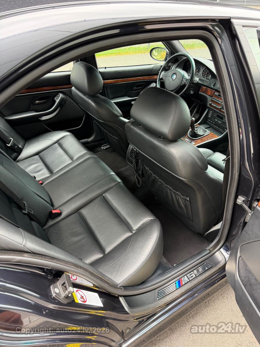 Black BMW M-series 1999 in Tallinn, with an engine capacity of 4.90 L and mileage of 300 thousand km for 24500 €, photo 20 on AUTOMOTO.COM.LV