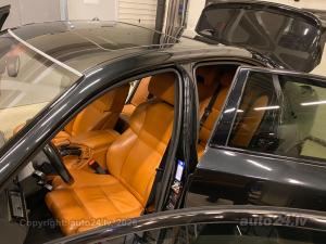 Black BMW M-series 2007 in Tallinn, with an engine capacity of 5.00 L and mileage of 189 thousand km for 29000 €, photo 8 on AUTOMOTO.COM.LV
