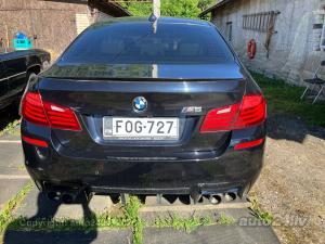 Melns BMW M-series 2013 Rapla, ar dzinēja tilpumu 4.40 L un nobraukumu 240 tūkst. km par 17500 €, foto  vietnē AUTOMOTO.COM.LV