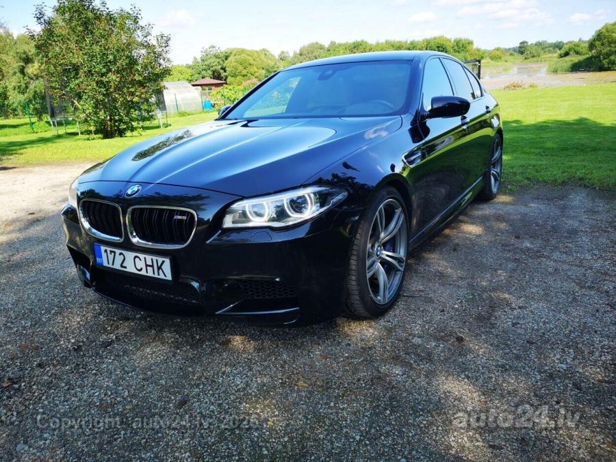 Melns BMW M-series 2015 Tallina, ar dzinēja tilpumu 4.40 L un nobraukumu 179 tūkst. km par 39800 €, foto 2 vietnē AUTOMOTO.COM.LV