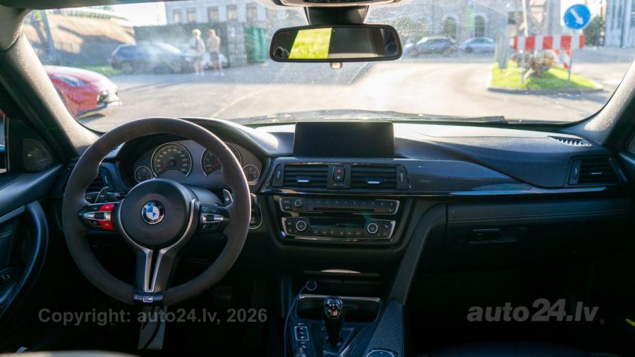 Black BMW M-series 2015 in Tallinn, with an engine capacity of 3.00 L and mileage of 189 thousand km for 42500 €, photo 3 on AUTOMOTO.COM.LV