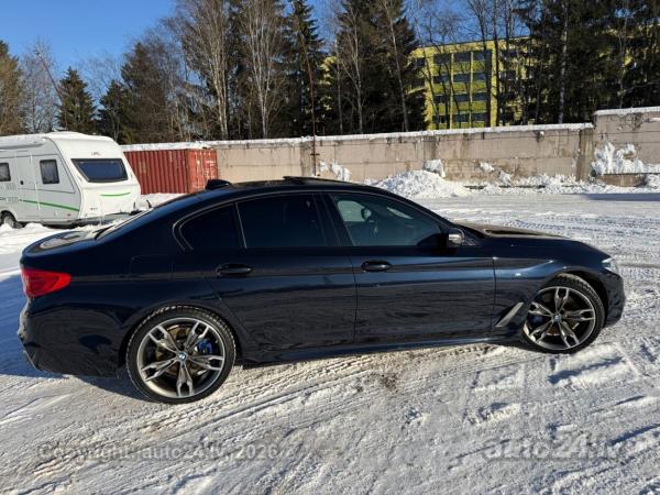 Black BMW M-series 2020 in Tallinn, with an engine capacity of 3.00 L and mileage of 99 thousand km for 42590 €, photo 5 on AUTOMOTO.COM.LV