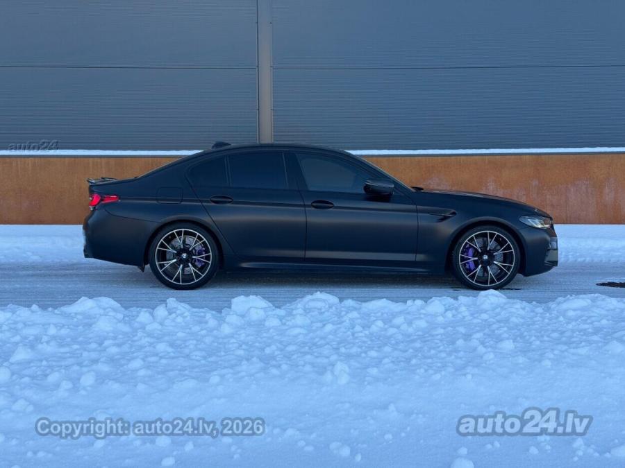 Melns BMW M-series 2021 Tallina, ar dzinēja tilpumu 4.40 L un nobraukumu 77 tūkst. km par 75900 €, foto 6 vietnē AUTOMOTO.COM.LV
