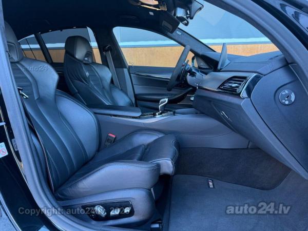 Black BMW M-series 2021 in Tallinn, with an engine capacity of 4.40 L and mileage of 77 thousand km for 75900 €, photo 11 on AUTOMOTO.COM.LV