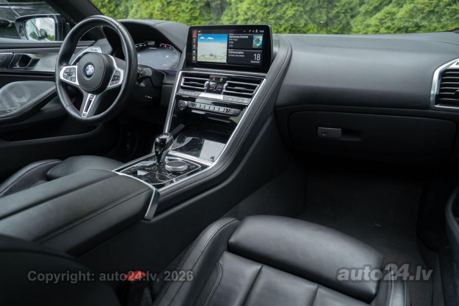 Melns BMW M-series 2022 Tallina, ar dzinēja tilpumu 4.40 L un nobraukumu 74 tūkst. km par 59900 €, foto 11 vietnē AUTOMOTO.COM.LV