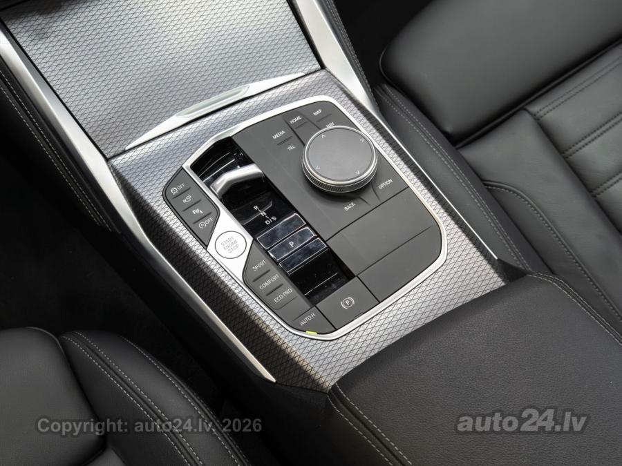 Black BMW M-series 2025 in Tallinn, with an engine capacity of 3.00 L and mileage of 30 thousand km for 72900 €, photo 13 on AUTOMOTO.COM.LV