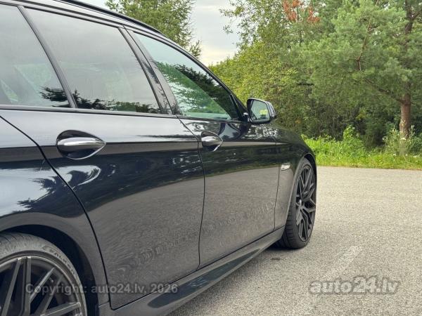 Black BMW M-series 2012 in Tartu, with an engine capacity of 3.00 L and mileage of 237 thousand km for 16000 €, photo 9 on AUTOMOTO.COM.LV