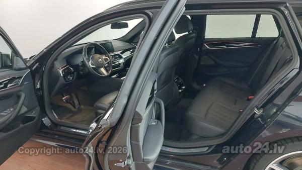 Melns BMW M-series 2019 Tartu, ar dzinēja tilpumu 3.00 L un nobraukumu 117 tūkst. km par 34950 €, foto 6 vietnē AUTOMOTO.COM.LV