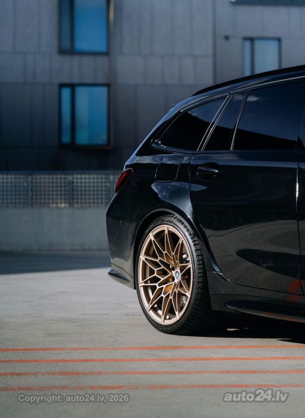 Melns BMW M-series 2024 Tallina, ar dzinēja tilpumu 3.00 L un nobraukumu 31 tūkst. km par 89990 €, foto 4 vietnē AUTOMOTO.COM.LV