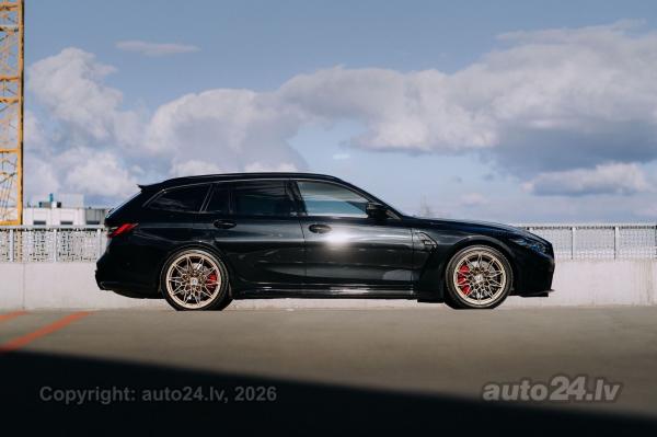 Melns BMW M-series 2024 Tallina, ar dzinēja tilpumu 3.00 L un nobraukumu 31 tūkst. km par 89990 €, foto 5 vietnē AUTOMOTO.COM.LV