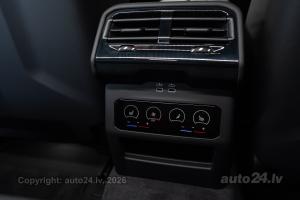 Black BMW M-series 2025 in Riga, with an engine capacity of 4.40 L and mileage of 6 thousand km for 123000 €, photo 15 on AUTOMOTO.COM.LV
