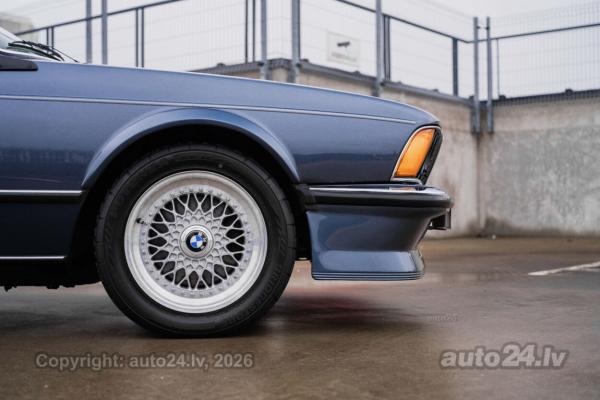 Zils BMW M-series 1985 Tallina, ar dzinēja tilpumu 3.50 L un nobraukumu 120 tūkst. km par 67000 €, foto 10 vietnē AUTOMOTO.COM.LV