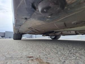 Blue BMW M-series 1994 in Tallinn, with an engine capacity of 3.00 L and mileage of 246 thousand km for 26500 €, photo 12 on AUTOMOTO.COM.LV