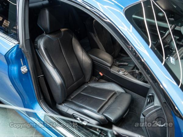 Blue BMW M-series 2017 in Tallinn, with an engine capacity of 3.00 L and mileage of 123 thousand km for 35900 €, photo 11 on AUTOMOTO.COM.LV