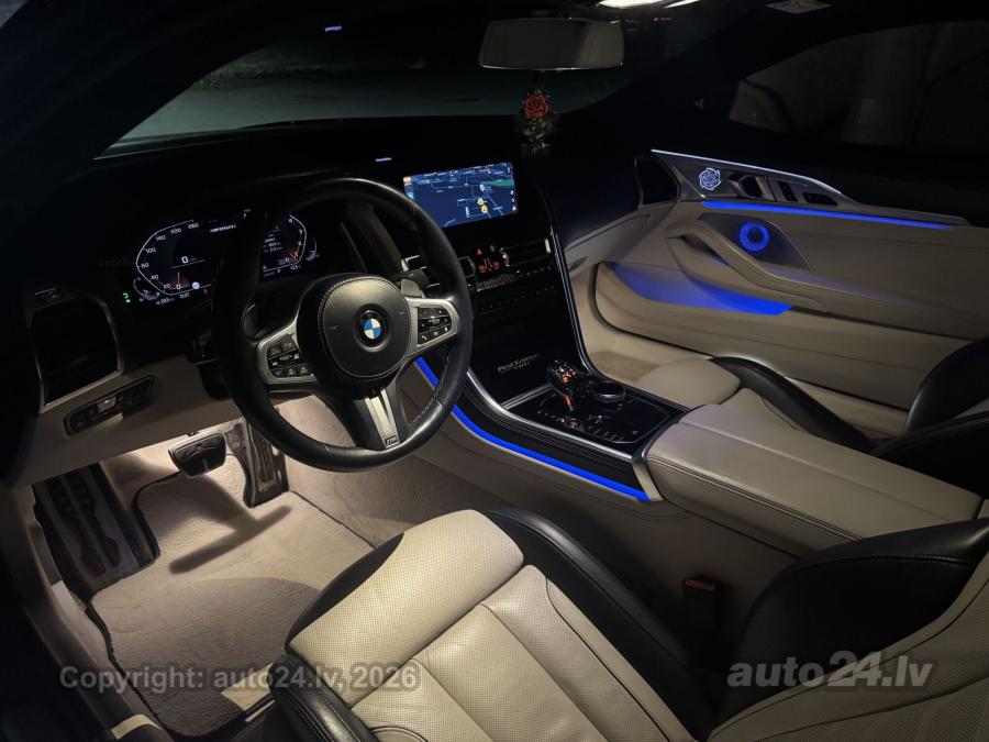 Blue BMW M-series 2019 in Tallinn, with an engine capacity of 4.40 L and mileage of 94 thousand km for 49900 €, photo 12 on AUTOMOTO.COM.LV