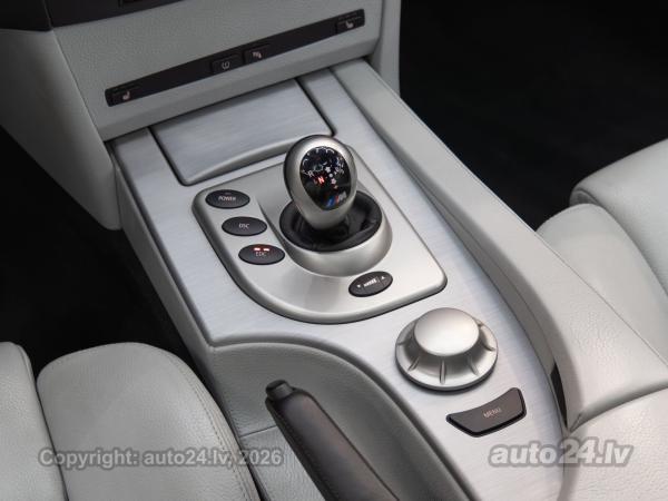 Blue BMW M-series 2005 in Tallinn, with an engine capacity of 5.00 L and mileage of 155 thousand km for 40990 €, photo 9 on AUTOMOTO.COM.LV