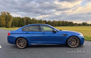 Blue BMW M-series 2012 in Kuressaare, with an engine capacity of 4.40 L and mileage of 80 thousand km for 39900 €, photo 7 on AUTOMOTO.COM.LV