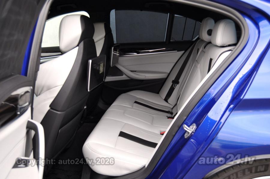 Blue BMW M-series 2019 in Tallinn, with an engine capacity of 4.40 L and mileage of 81 thousand km for 55900 €, photo 24 on AUTOMOTO.COM.LV
