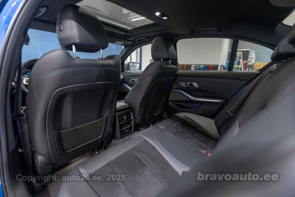 Zils BMW M-series 2020 Tallina, ar dzinēja tilpumu 3.00 L un nobraukumu 167 tūkst. km par 37900 €, foto 11 vietnē AUTOMOTO.COM.LV