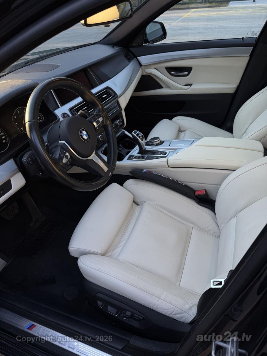 Zils BMW M-series 2013 Tallina, ar dzinēja tilpumu 3.00 L un nobraukumu 238 tūkst. km par 16499 €, foto 10 vietnē AUTOMOTO.COM.LV