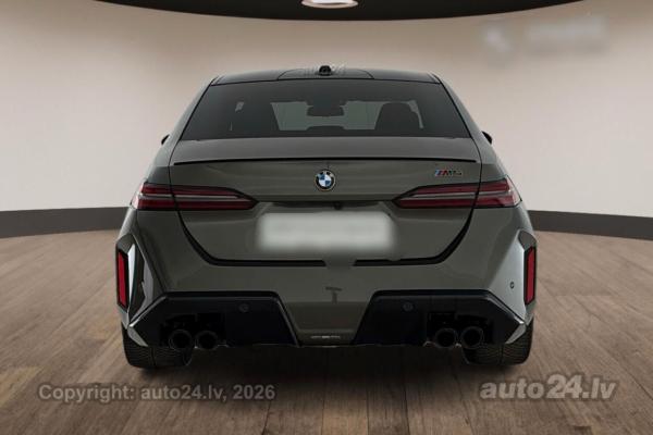 Zaļš BMW M-series 2025 Tallina, ar dzinēja tilpumu 0.00 L un nobraukumu 22 tūkst. km par 119990 €, foto 3 vietnē AUTOMOTO.COM.LV