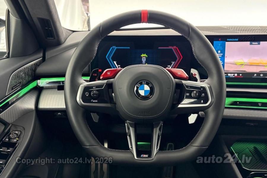 Zaļš BMW M-series 2025 Tallina, ar dzinēja tilpumu 0.00 L un nobraukumu 22 tūkst. km par 119990 €, foto 4 vietnē AUTOMOTO.COM.LV