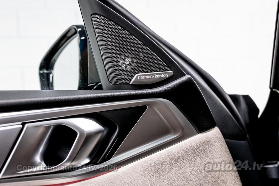 Pelēks BMW M-series 2020 Pērnava, ar dzinēja tilpumu 3.00 L un nobraukumu 180 tūkst. km par 34999 €, foto 21 vietnē AUTOMOTO.COM.LV