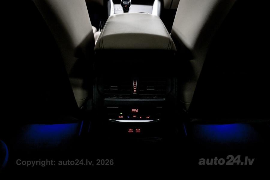 Pelēks BMW M-series 2020 Pērnava, ar dzinēja tilpumu 3.00 L un nobraukumu 180 tūkst. km par 34999 €, foto 27 vietnē AUTOMOTO.COM.LV