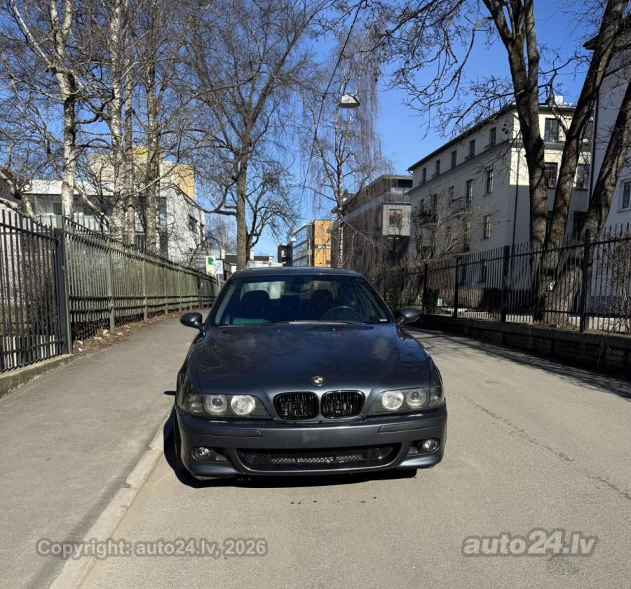 Grey BMW M-series 2000 in Tallinn, with an engine capacity of 5.00 L and mileage of 198 thousand km for 19000 €, photo 6 on AUTOMOTO.COM.LV