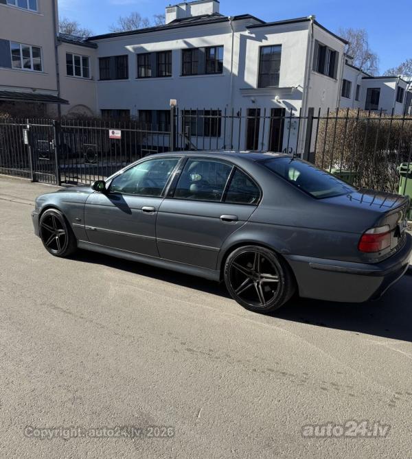 Grey BMW M-series 2000 in Tallinn, with an engine capacity of 5.00 L and mileage of 198 thousand km for 19000 €, photo 8 on AUTOMOTO.COM.LV