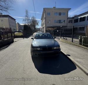 Grey BMW M-series 2000 in Tallinn, with an engine capacity of 5.00 L and mileage of 198 thousand km for 19000 €, photo 9 on AUTOMOTO.COM.LV