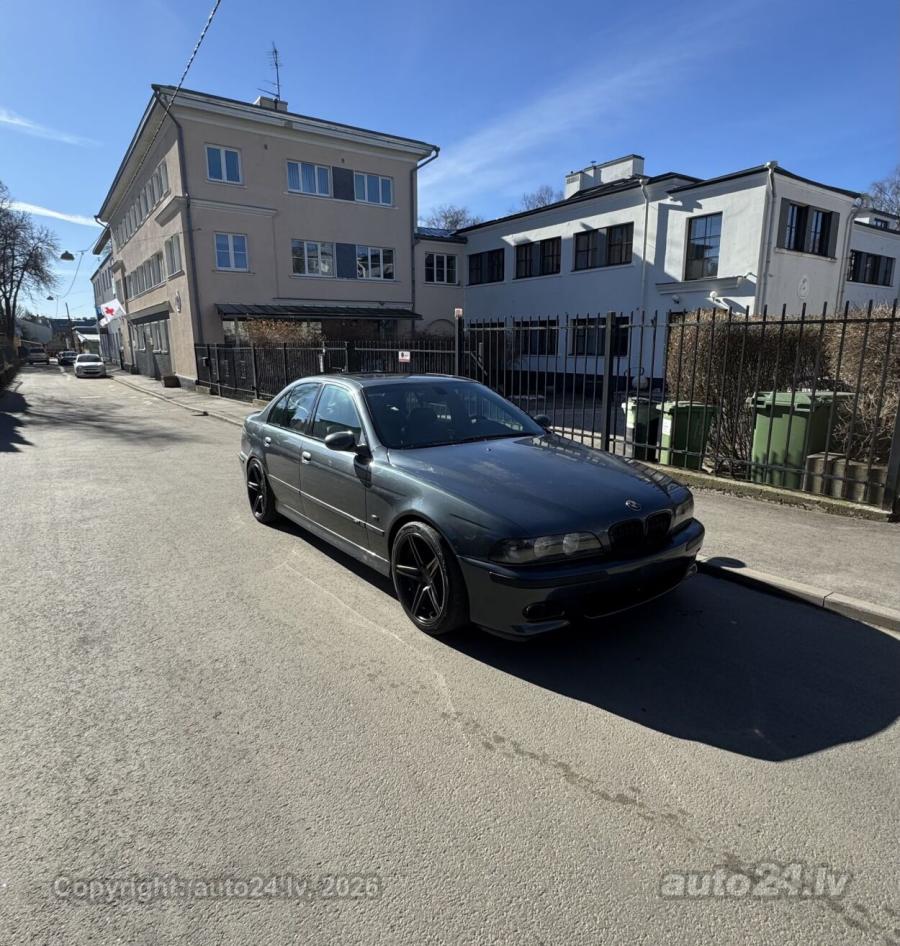 Grey BMW M-series 2000 in Tallinn, with an engine capacity of 5.00 L and mileage of 198 thousand km for 19000 €, photo 10 on AUTOMOTO.COM.LV