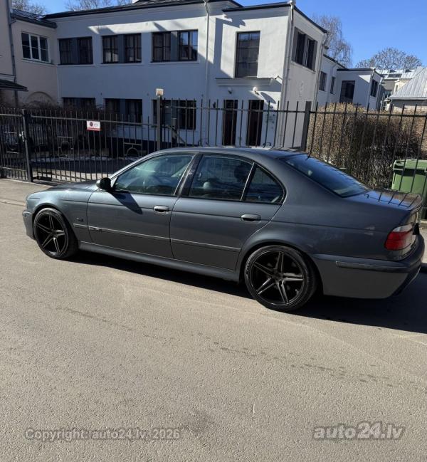 Grey BMW M-series 2000 in Tallinn, with an engine capacity of 5.00 L and mileage of 198 thousand km for 19000 €, photo 11 on AUTOMOTO.COM.LV