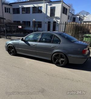Grey BMW M-series 2000 in Tallinn, with an engine capacity of 5.00 L and mileage of 198 thousand km for 19000 €, photo 11 on AUTOMOTO.COM.LV