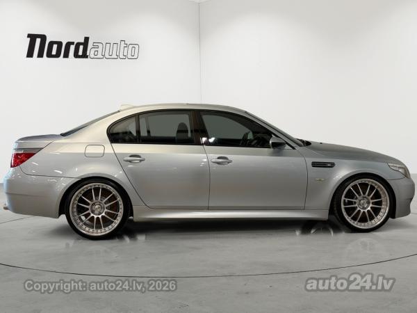 Grey BMW M-series 2006 in Tallinn, with an engine capacity of 5.00 L and mileage of 167 thousand km for 35000 €, photo 6 on AUTOMOTO.COM.LV