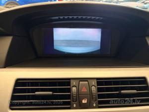Pelēks BMW M-series 2006 Tallina, ar dzinēja tilpumu 5.00 L un nobraukumu 167 tūkst. km par 35000 €, foto 13 vietnē AUTOMOTO.COM.LV
