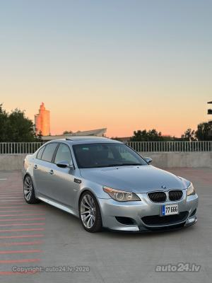 Pelēks BMW M-series 2007 Tallina, ar dzinēja tilpumu 5.00 L un nobraukumu 147 tūkst. km par 30000 €, foto 4 vietnē AUTOMOTO.COM.LV