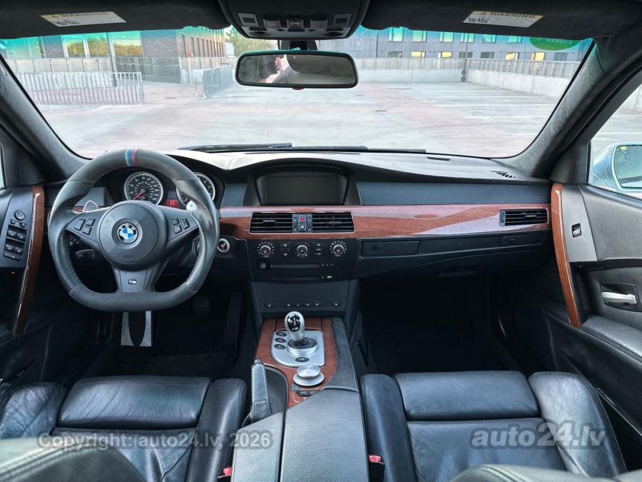 Pelēks BMW M-series 2007 Tallina, ar dzinēja tilpumu 5.00 L un nobraukumu 147 tūkst. km par 30000 €, foto 10 vietnē AUTOMOTO.COM.LV