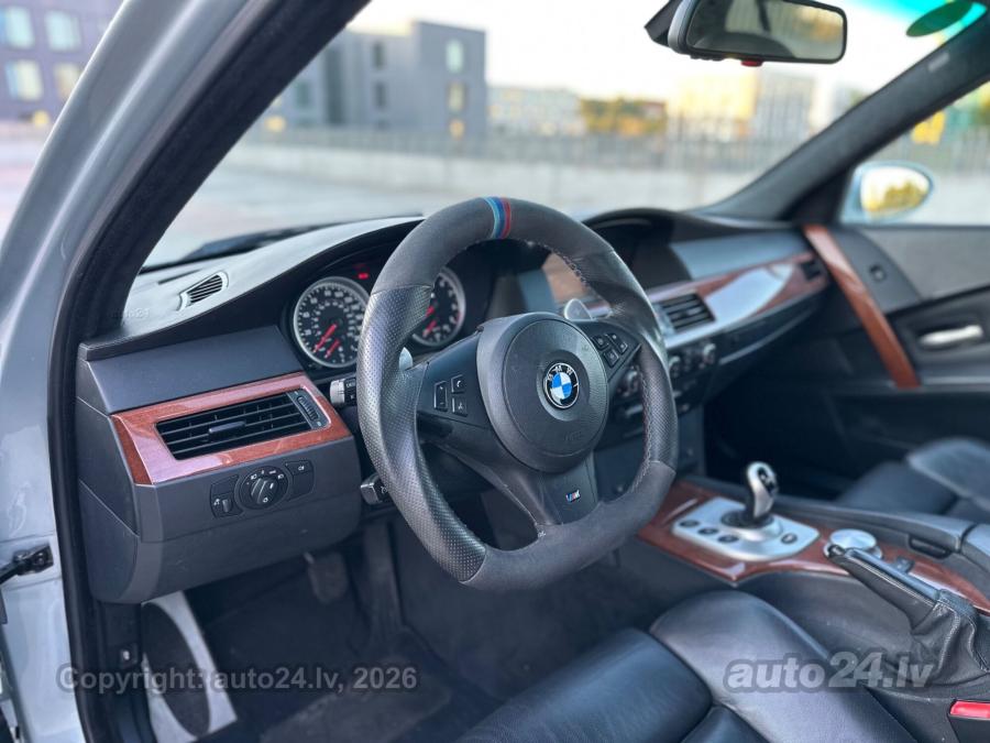 Pelēks BMW M-series 2007 Tallina, ar dzinēja tilpumu 5.00 L un nobraukumu 147 tūkst. km par 30000 €, foto 11 vietnē AUTOMOTO.COM.LV